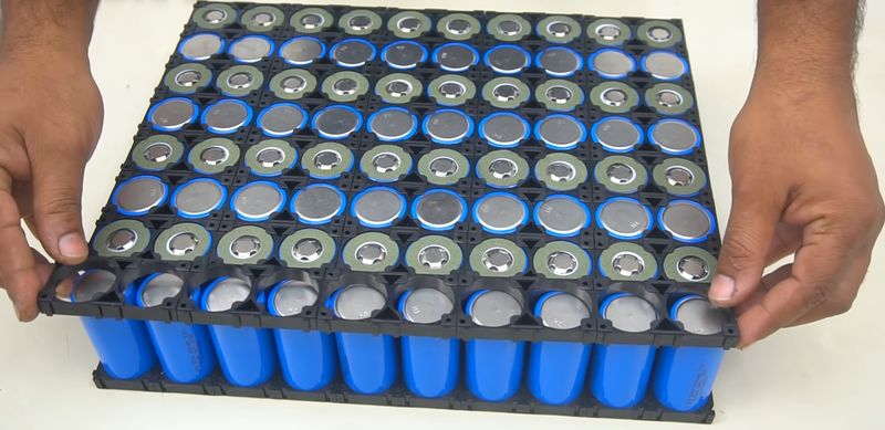 Mechanical design of battery pack : Skill-Lync